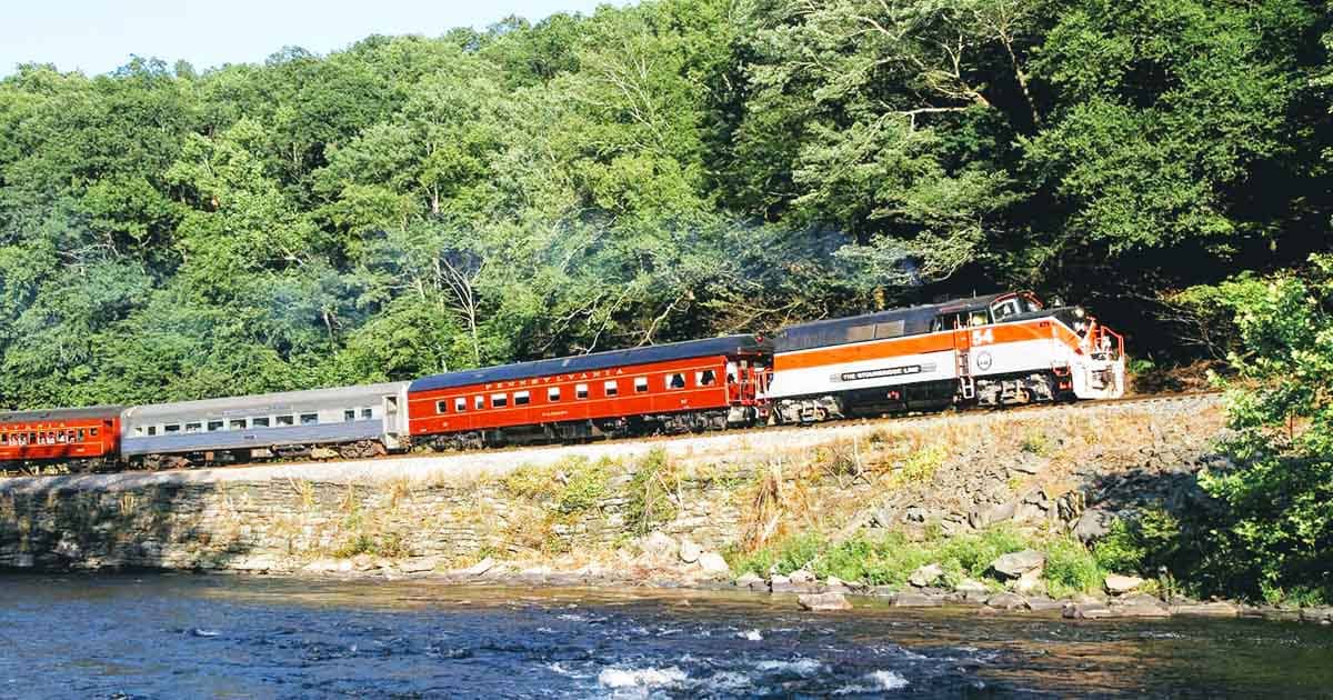 This Scenic Train Ride Through Pennsylvania Is Pure Magic