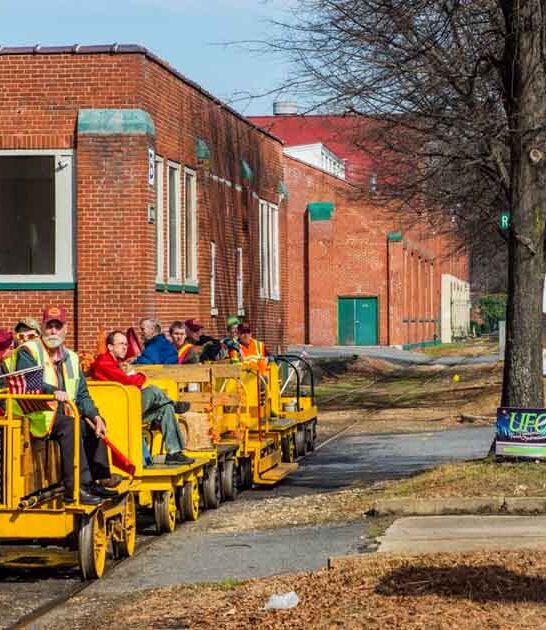 Hop Aboard This Open-Air Train In Virginia For The Most Scenic Ride Of Your Life