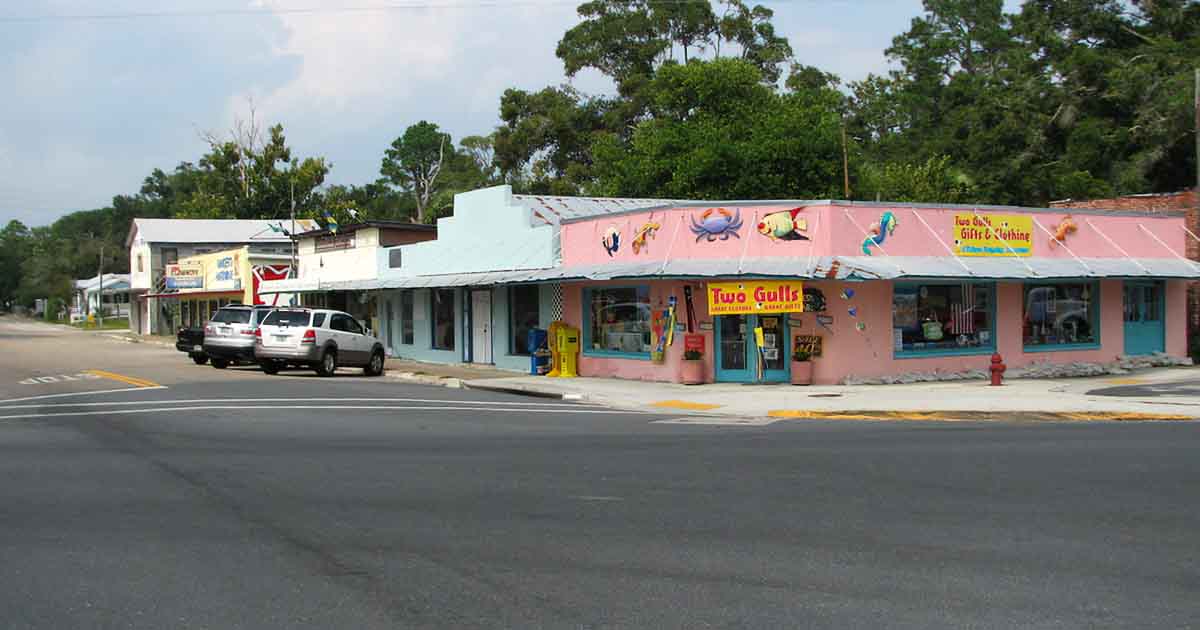 This Quiet Little Town In Florida Is The Definition Of Simple Living