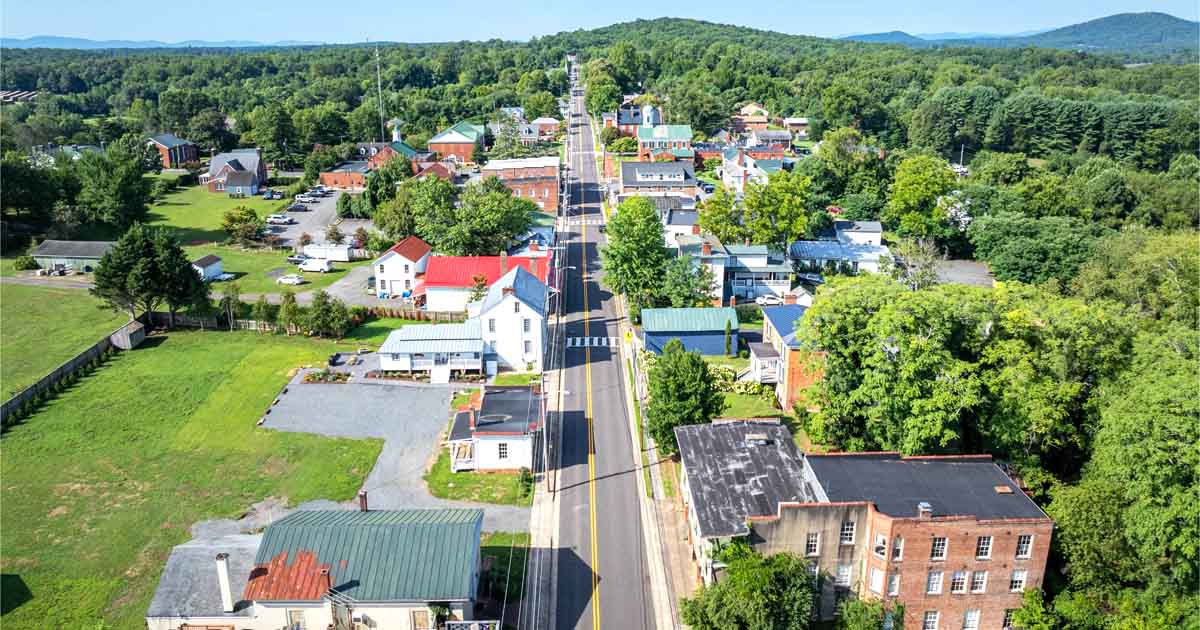 Escape The Noise And Head To These 9 Blissfully Quiet Small Towns In ...