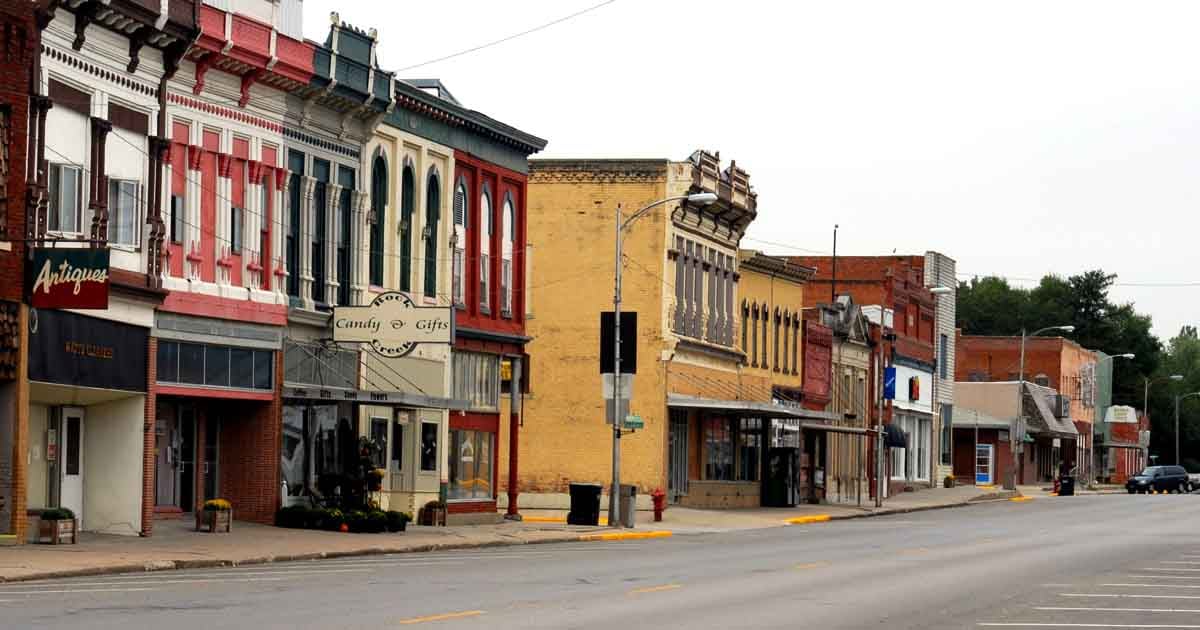 This Under-The-Radar Missouri Town Will Take Your Breath Away