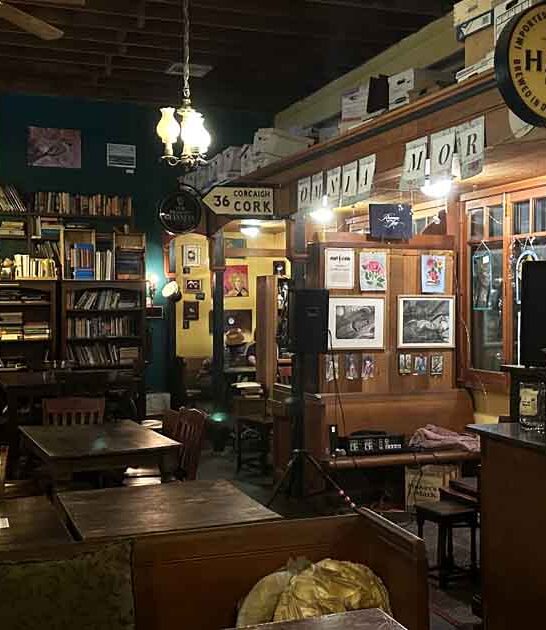 remarkable bookstore bar oregon ftr