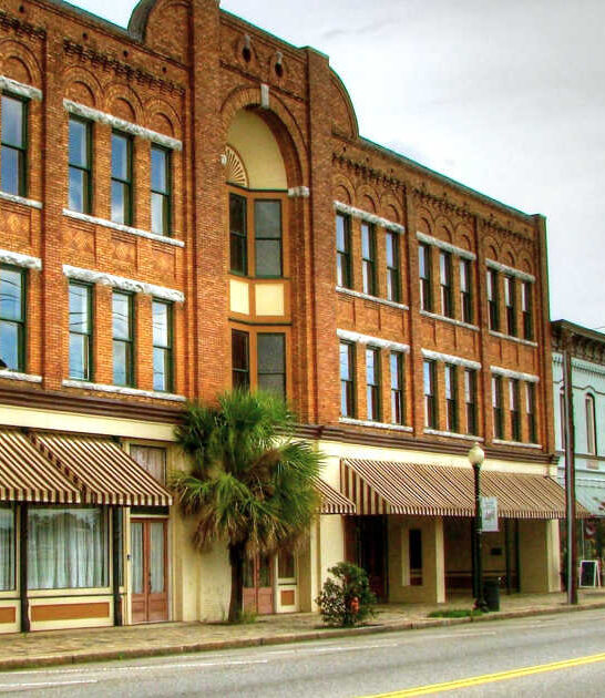 retirement town georgia affordable ftr