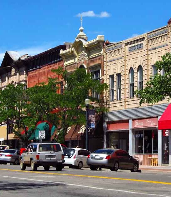 retirement towns colorado ftr