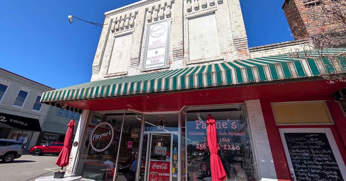 This Old-School Alabama Restaurant Will Transport You Straight Back To ...