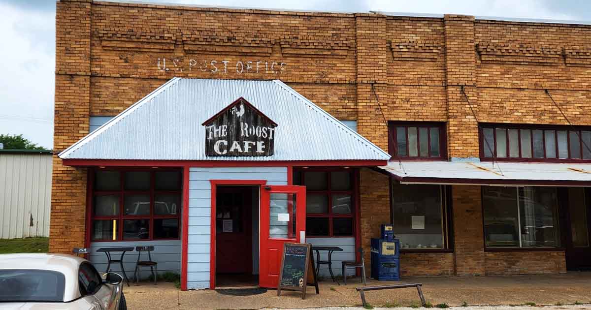 Everything About This Rooster-Themed Texas Cafe Is Wonderfully Over The Top