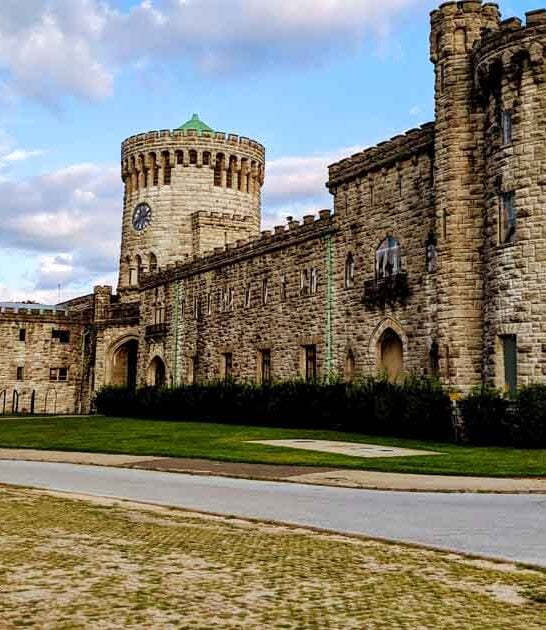 scenic new york castle ftr