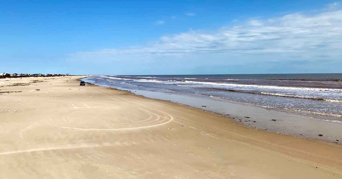 These 8 Secret Texas Beaches Are So Stunning You'll Think You're Dreaming