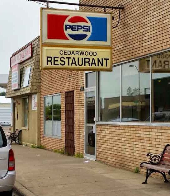 The Small-Town Minnesota Restaurant Locals Don&rsquo;t Want You To Know About