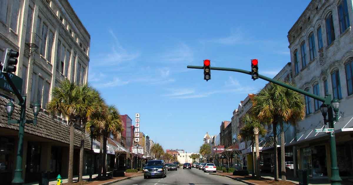 This South Carolina City Lets You Cover Rent, Groceries, And Utilities ...