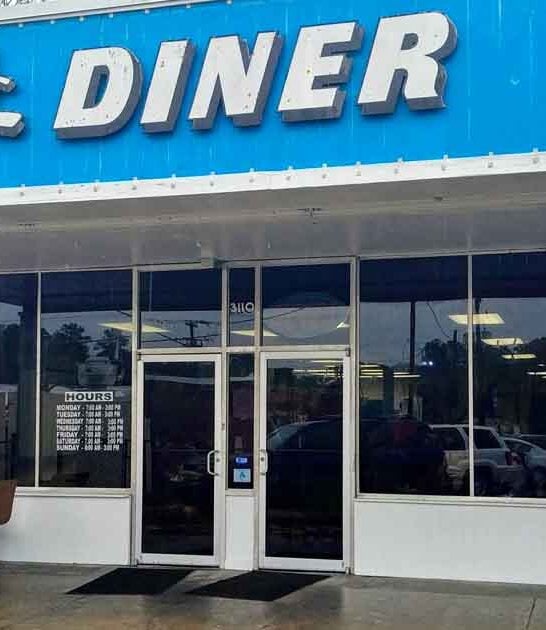 This Unassuming South Carolina Restaurant Serves The Best Breakfast You&rsquo;ll Ever Taste