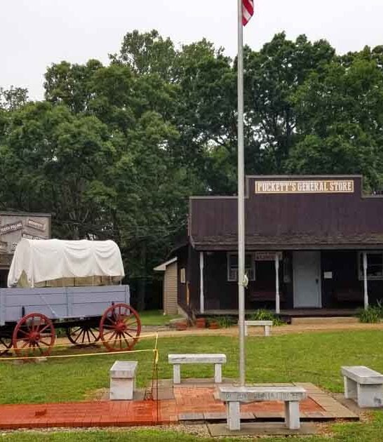 tiny pioneer village illinois ftr