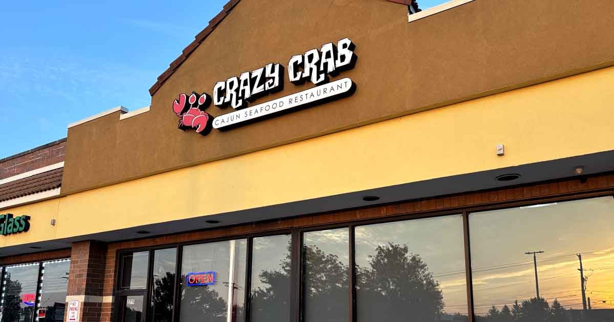 8 Unassuming Illinois Restaurants Serving Mind-Blowing Seafood
