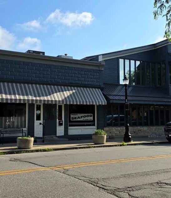 This Unassuming Indiana Restaurant Serves The Best Clam Chowder You&rsquo;ll Ever Taste
