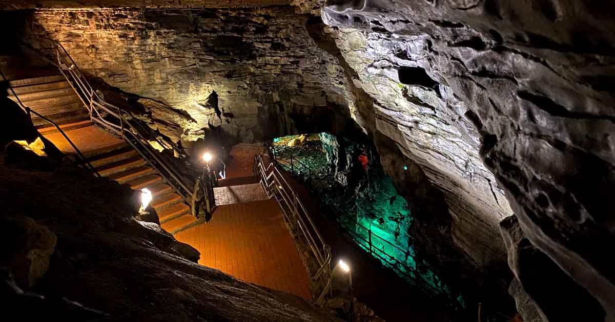The Underground Boat Ride In New York You Absolutely Have To Experience