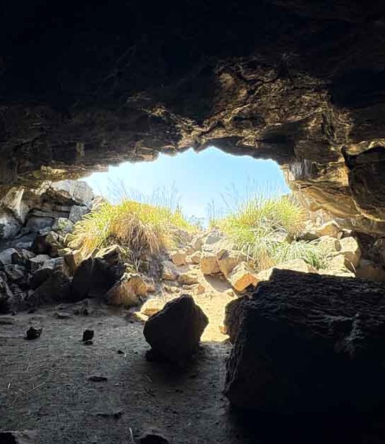 underground lava cave oregon ftr