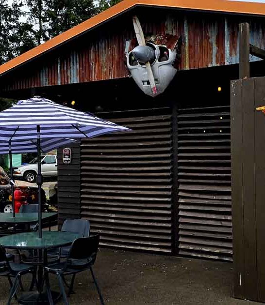 unexpected oregon junkyard restaurant ftr
