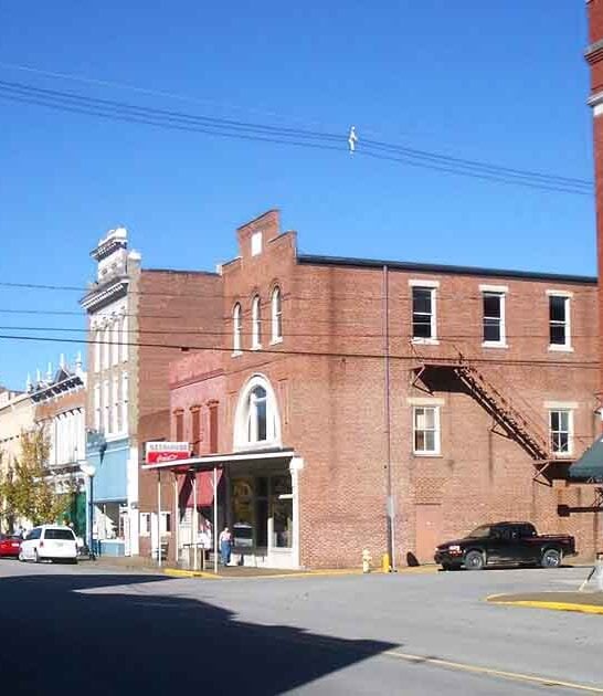 unknown beauty indiana town ftr