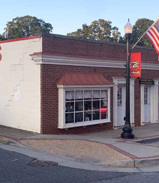 virginia tiny restaurant seafood ftr