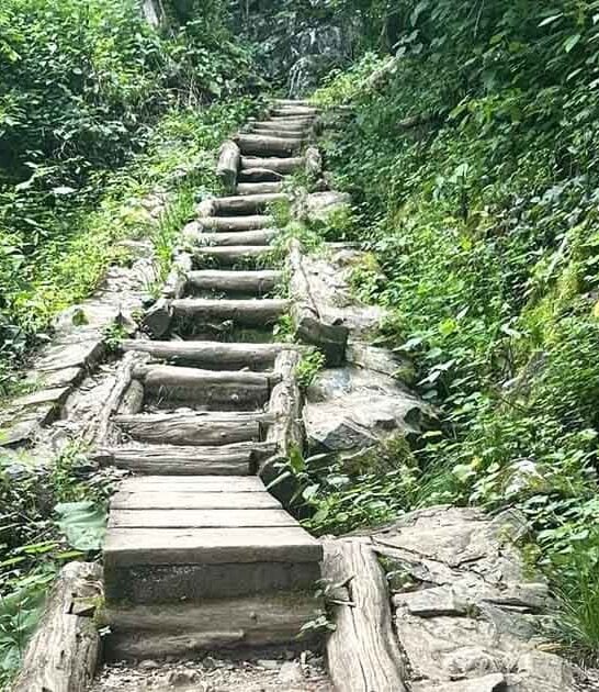 virginia waterfall scenic hike ftr