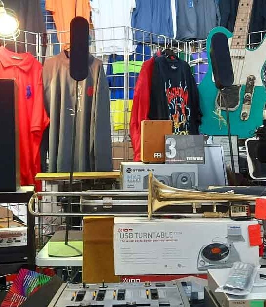 weekend michigan flea market ftr