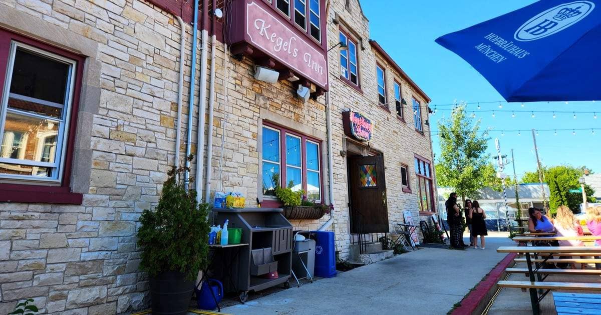 This Old-Fashioned Wisconsin Restaurant Has The Best Fish Fry You'll ...
