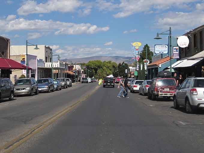 Main Street Cottonwood stretches out like an invitation to slow down and actually enjoy your day.