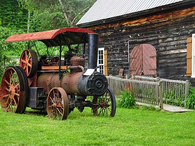 This rust-covered steam traction engine proves that old machines had serious personality, and serious weight.