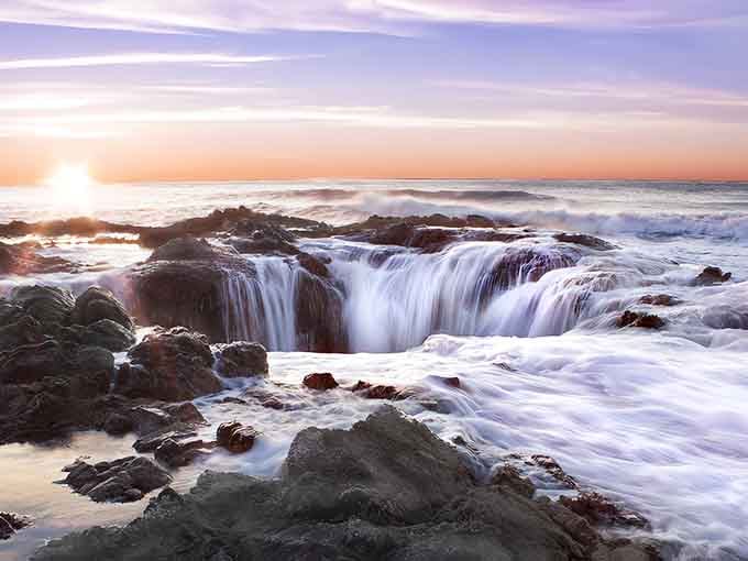 When the Pacific Ocean decides to put on a show, it doesn't hold back one bit.