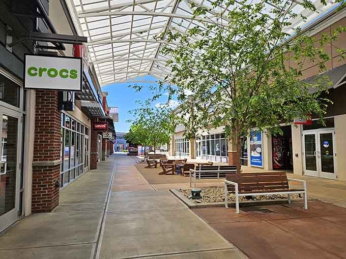 Trees and benches create a pleasant atmosphere where you can rest between stores without feeling trapped indoors.