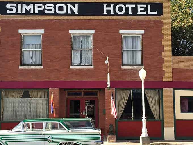 The Simpson Hotel in Duncan, Arizona is proof that the best discoveries are always the ones hiding in plain sight.
