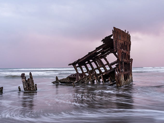 A pink-skied Oregon twilight turns this century-old shipwreck into something hauntingly, unexpectedly gorgeous.