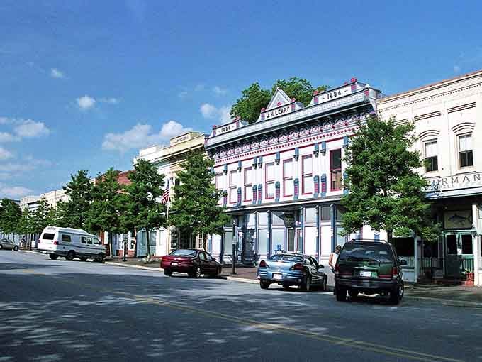 Downtown Edenton looks like someone pressed pause on the best parts of the past century.