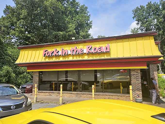 When a restaurant looks this cheerful from the outside, you know good things are happening on the inside.