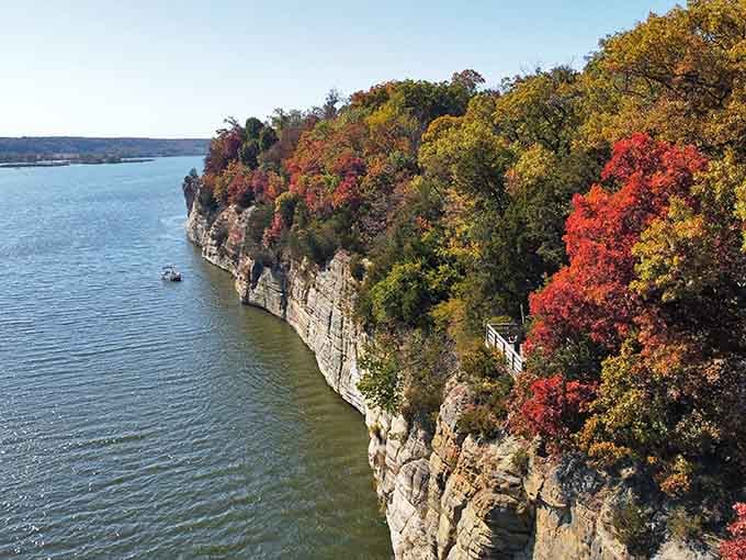 When Mother Nature decides to show off, she really commits to the performance with views like this.