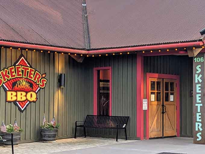 A hidden Pennsylvania gem where smoky dreams come true, right along the Susquehanna River.