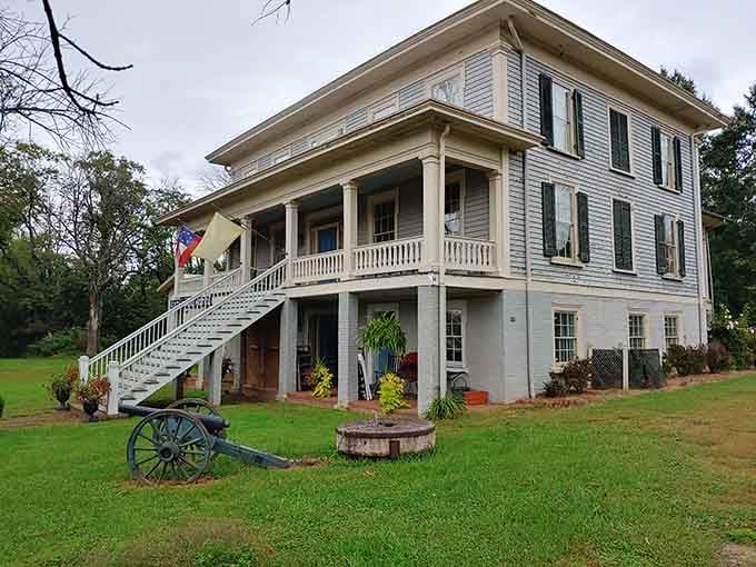 Gray walls, green lawns, and a cannon out front. This isn't your average Tuesday afternoon destination.