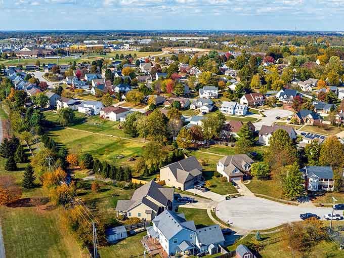 Versailles, Kentucky proves that small-town charm and big-sky beauty can absolutely coexist in perfect harmony.
