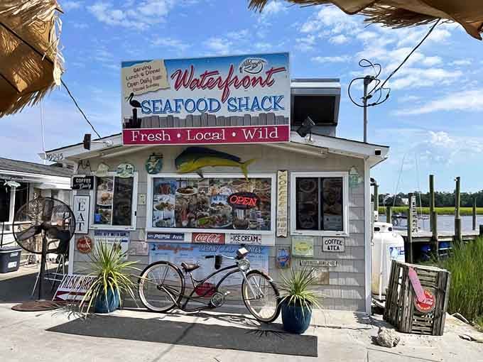 Three words on that sign say everything: Fresh. Local. Wild. This shack means every single one of them.