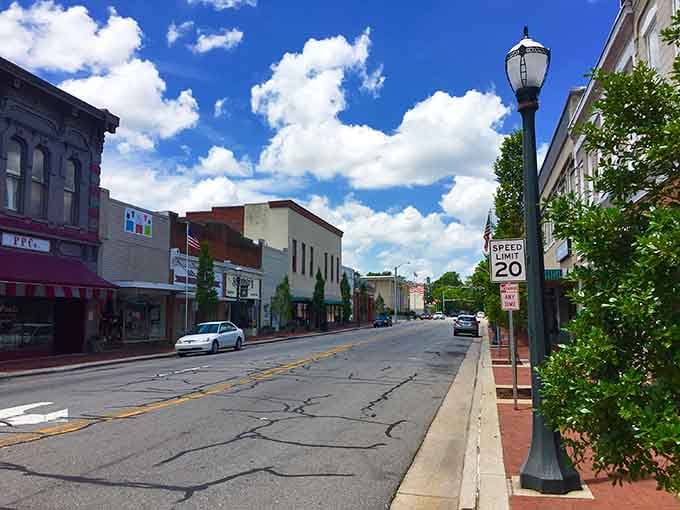 Wide streets and classic architecture create a downtown where parking isn't a contact sport requiring advanced degrees.