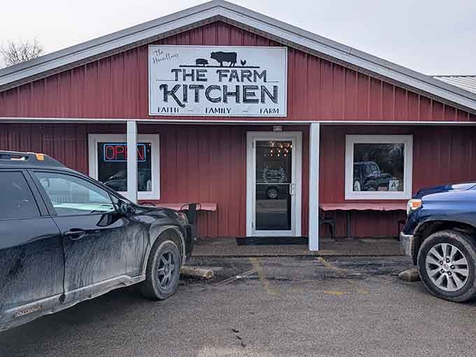 When a parking lot is this full before 9 AM, you know something magical is happening inside those barn doors.