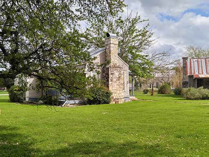 Stone chimneys, green lawns, and quiet skies — Salado is the Texas getaway you didn't know you needed.