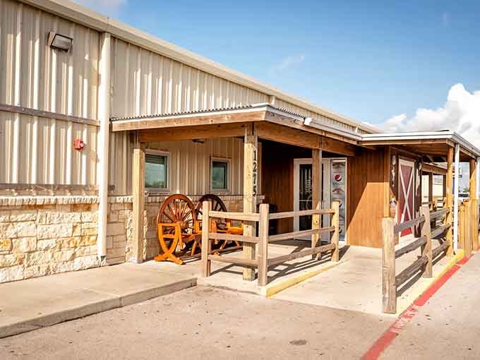 A spinning wheel out front and Southern comfort food inside. Some things just belong together.