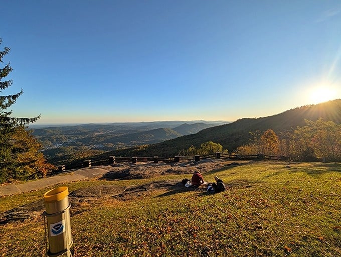 Sunsets at 3,640 feet hit differently. This one looks like Georgia hired a professional lighting crew.