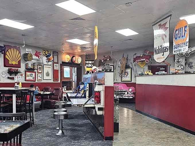 Vintage signs, classic car displays, and old-school diner stools. This corner of the Derailed Diner feels like a very delicious time machine.