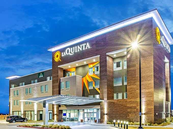 Clean, modern accommodations show that affordable doesn't mean sacrificing comfort or quality when you're traveling through West Texas.