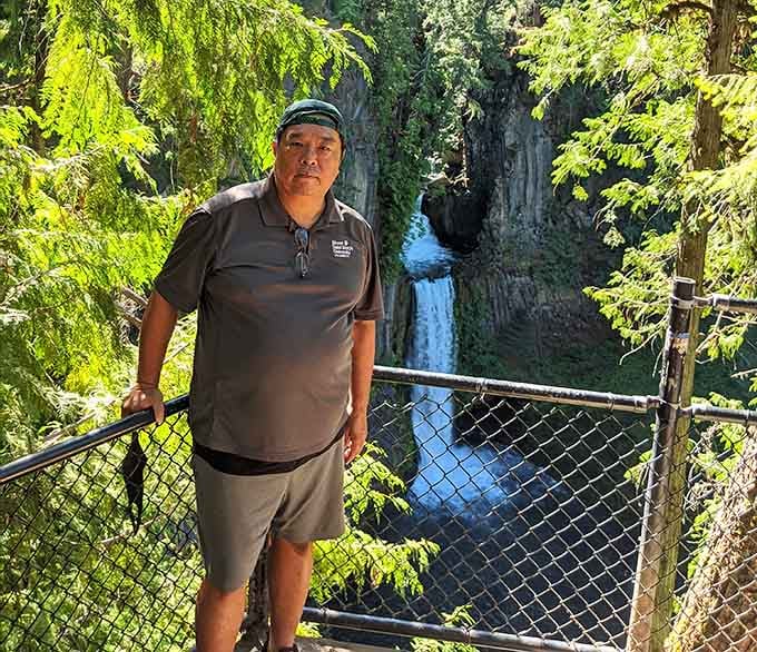 Standing here with the falls behind you creates the kind of photo that'll make your friends actually jealous.