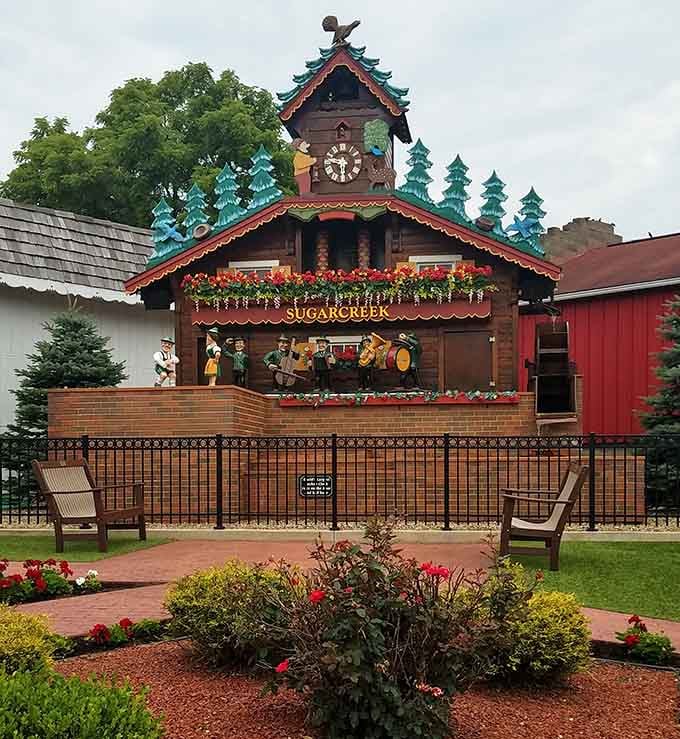 Adirondack chairs, manicured shrubs, and a record-holding clock. Sugarcreek knows how to set a scene.