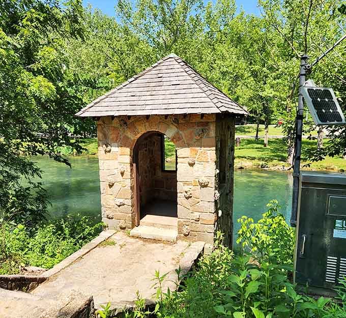 That little stone gatehouse beside the spring looks like something out of a fairy tale, minus the dragon, thankfully.