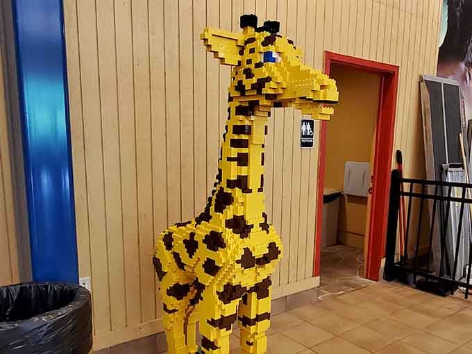 Someone built a giraffe entirely from LEGO bricks, and honestly, it deserves its own exhibit and a round of applause.